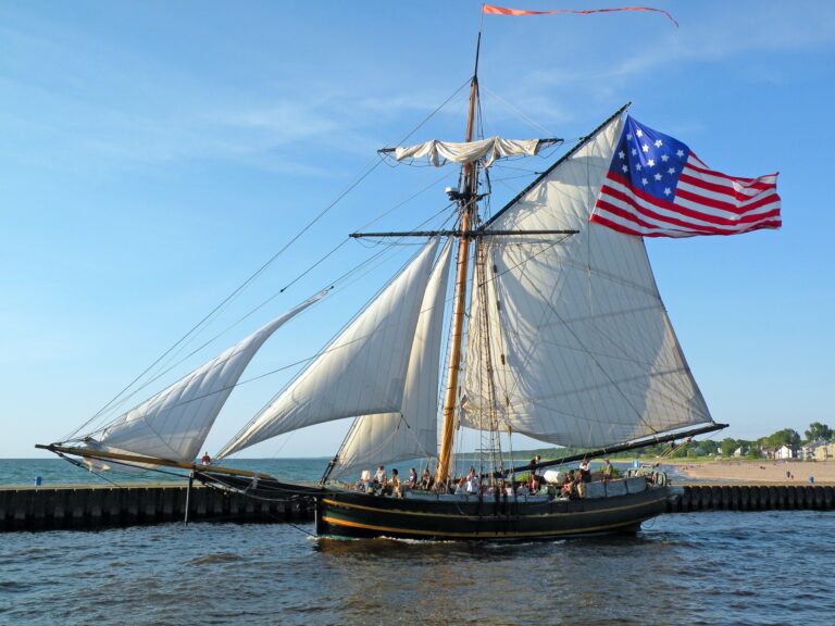 On Water Experiences - Michigan Maritime Museum
